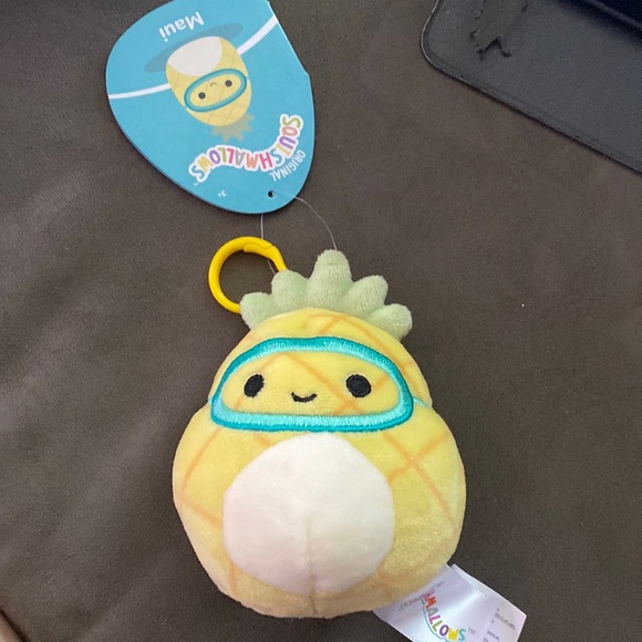 Kellytoy | Accessories | Squishmallows Maui Pineapple Clip | Poshmark